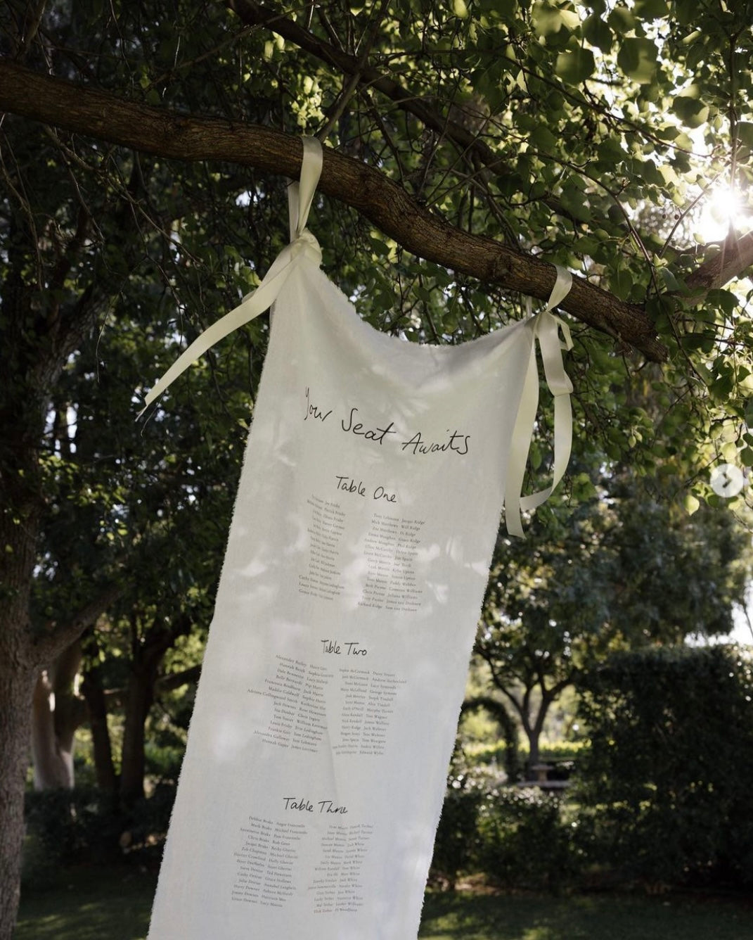 Lines on Linen – Lines on Linen